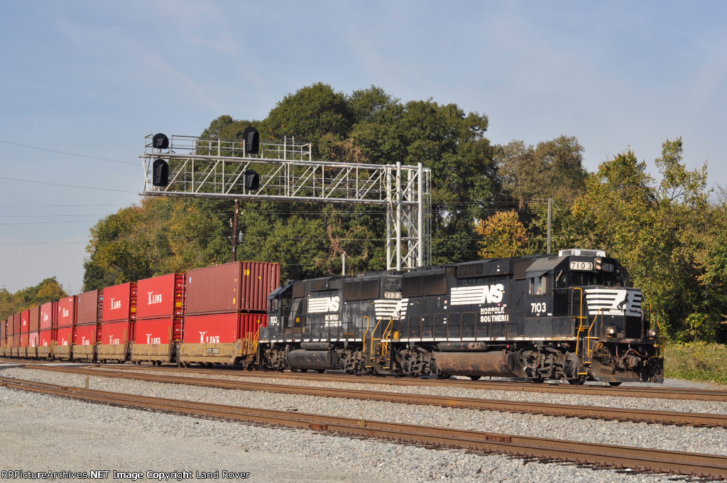 NS 7103 On NS 95 G Southbound